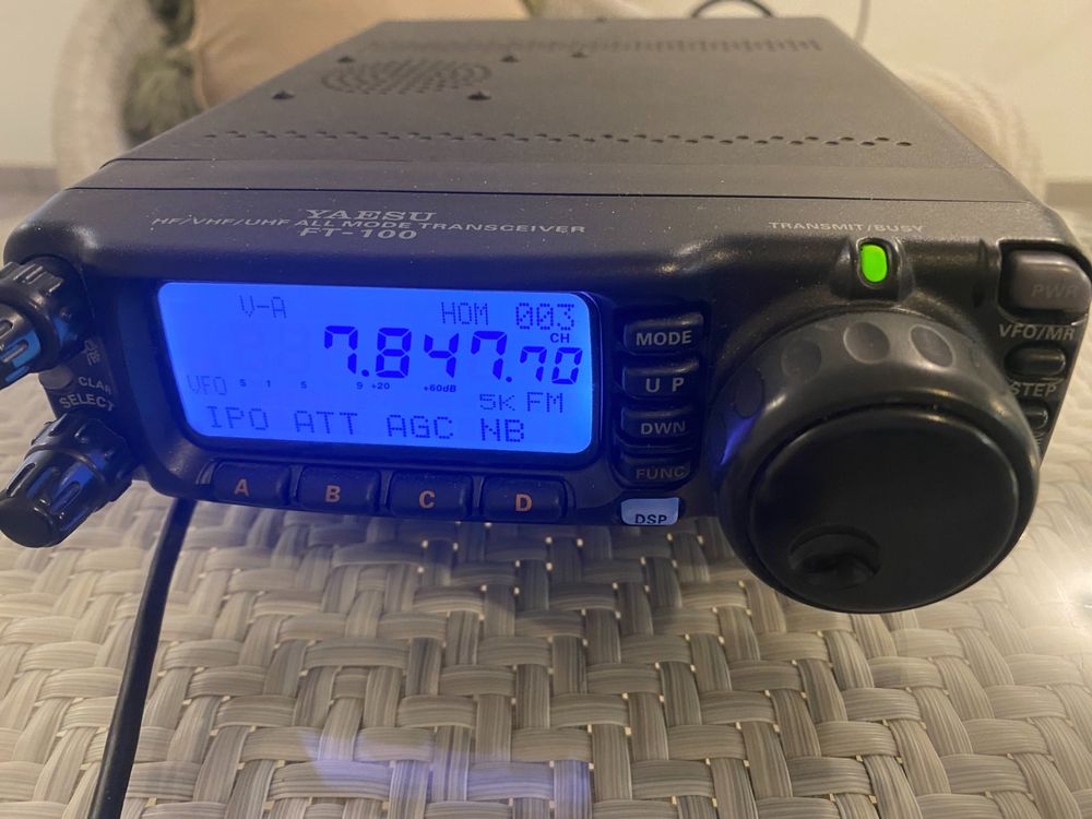 Yaesu FT-100 HF/VHF/UHF Transceiver (D'occasion) à Ascona pour CHF 350 – avec livraison ...