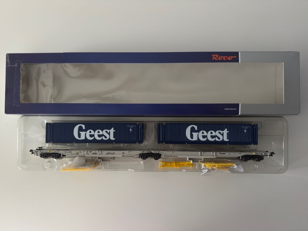 ROCO 76418 Doppeltaschen-Gelenkwagen T2000 AAE Geest DC (Neuf (Voir ...