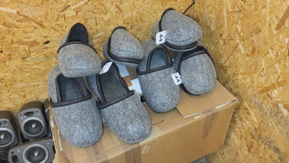 7 Paar Filz Überzieher / Schuhüberzieher / Gr. ca. 44 & 41 | Kaufen auf ...