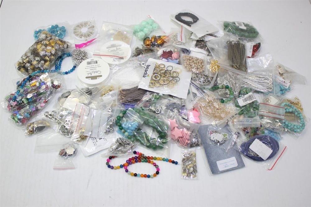 Div.Bastelmaterial f. Schmuck (20090843) (Neu und originalverpackt) in Zürich für CHF 58 – mit ...