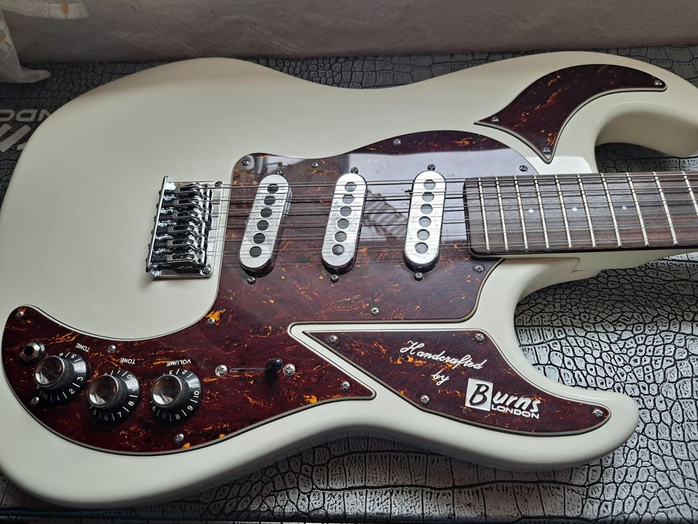 E-Gitarre Burns Double 6 - Double Six 12-String | Kaufen auf Ricardo