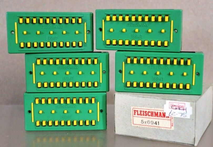 Fleischmann # 6941: Klemmenplatte 10-polig H0+N, pro Stück (Neu (gemäss ...
