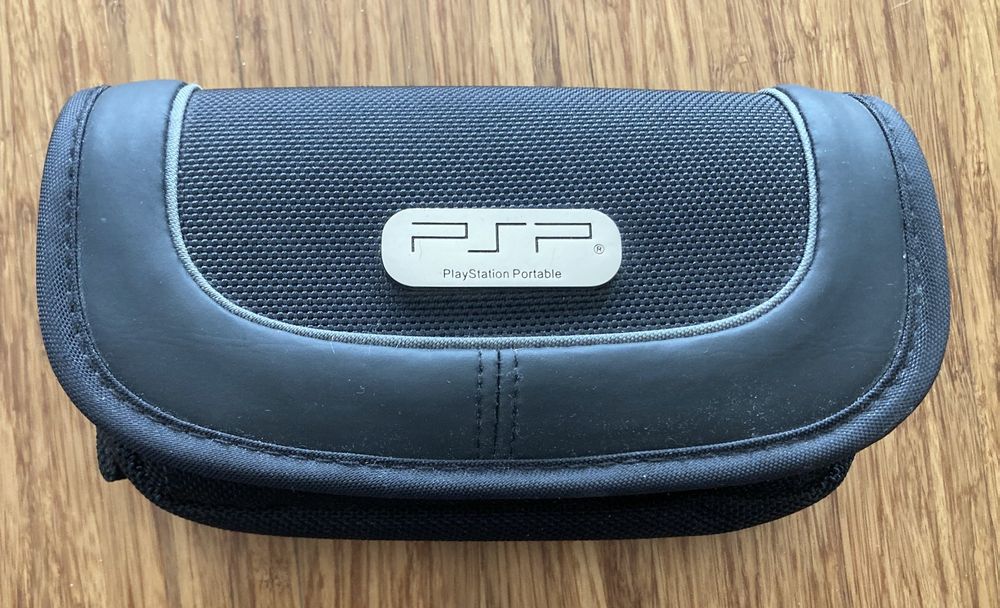 Sony Playstation PSP Case Schutz Hülle Tasche (Gebraucht) in Jonschwil ...