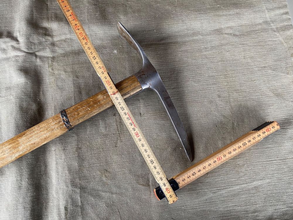 sehr seltener alter Eispickel von Häsler Lütschenthal (Gebraucht) in für CHF 160 – mit Lieferung ...