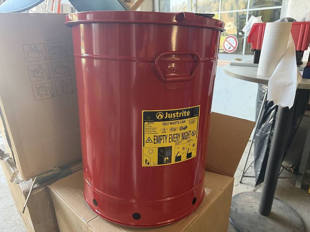 neuer Sammelbehälter, manuell, rot, 80 Liter (Neu und originalverpackt ...