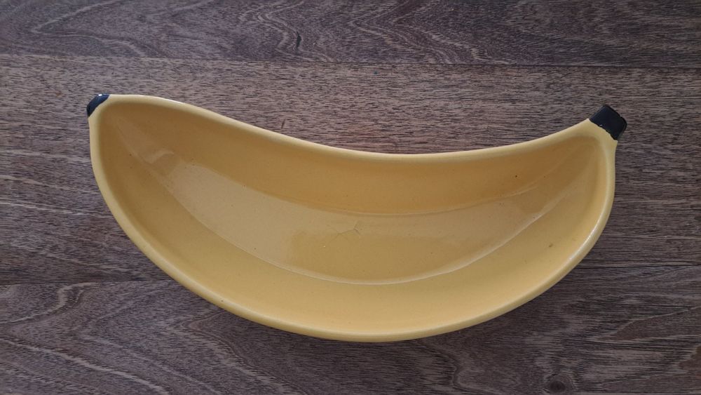 banane vide-poche des années 60 (Neuf (Voir description)) à Chêne-Bourg ...