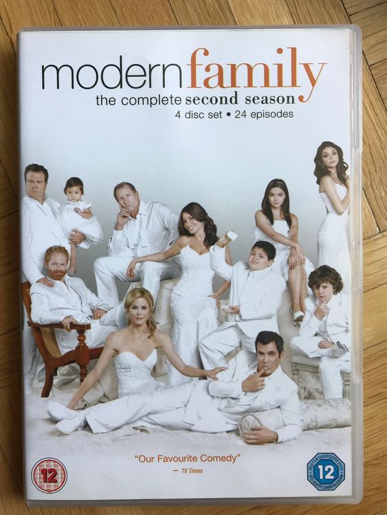 Modern Family - The Complete Second Season - DVD (Gebraucht) in Zürich ...