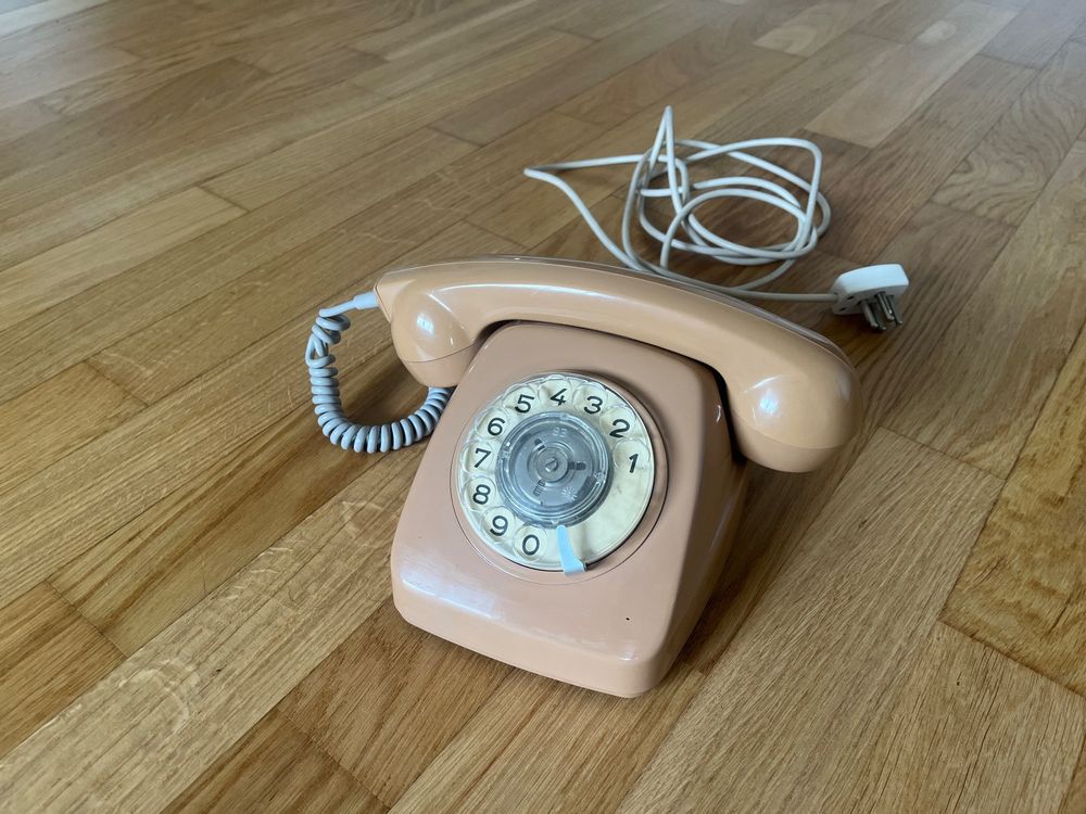 Schone Retro Telefon Schnurlos Mit Wahlscheibe Bild