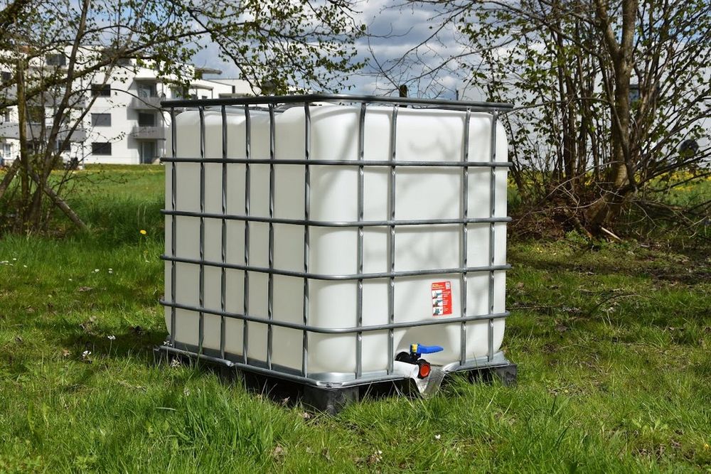 Wassertank 1000 Liter mit Lieferung (Schaffhausen u. U.) | Kaufen auf Ricardo