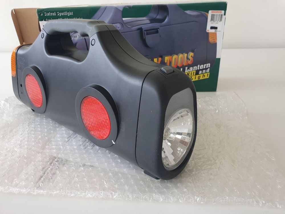 Johnlite Leuchte mit Werkzeugsatz L 1500 (Gebraucht) in Niederönz für ...