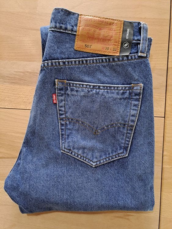 Levis 501 W30 L32 (Gebraucht) in Meyrin für CHF 45 – mit Lieferung auf Ricardo kaufen