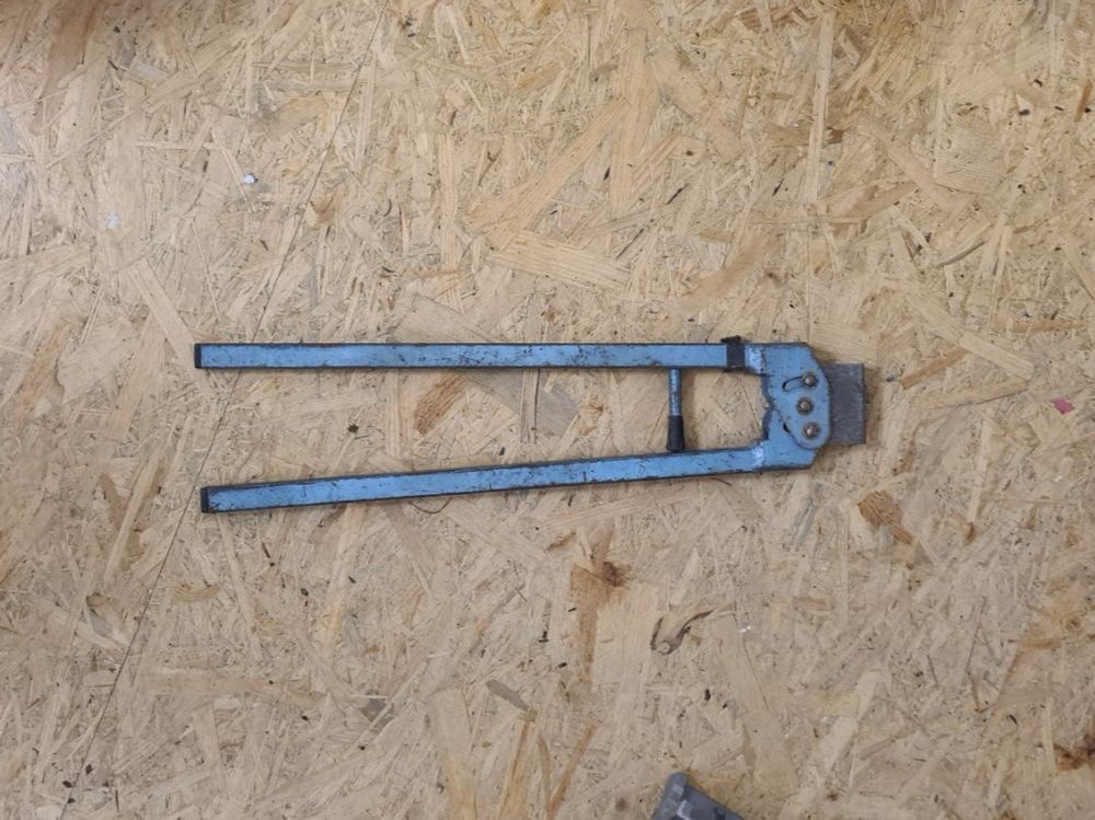 Schliessblech Zacker Zange (Gebraucht) in Kaisten für CHF 75 – mit ...