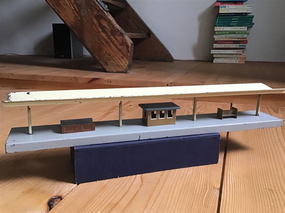 märklin 423 (?), bahnsteig blech (Gebraucht) in Liestal für CHF 59.9 ...