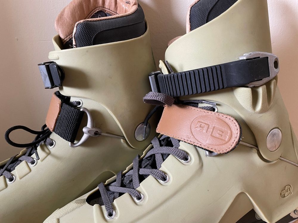 Aggressive Skates für Street und Half Pipe / Inlineskates (Neuf (Voir ...
