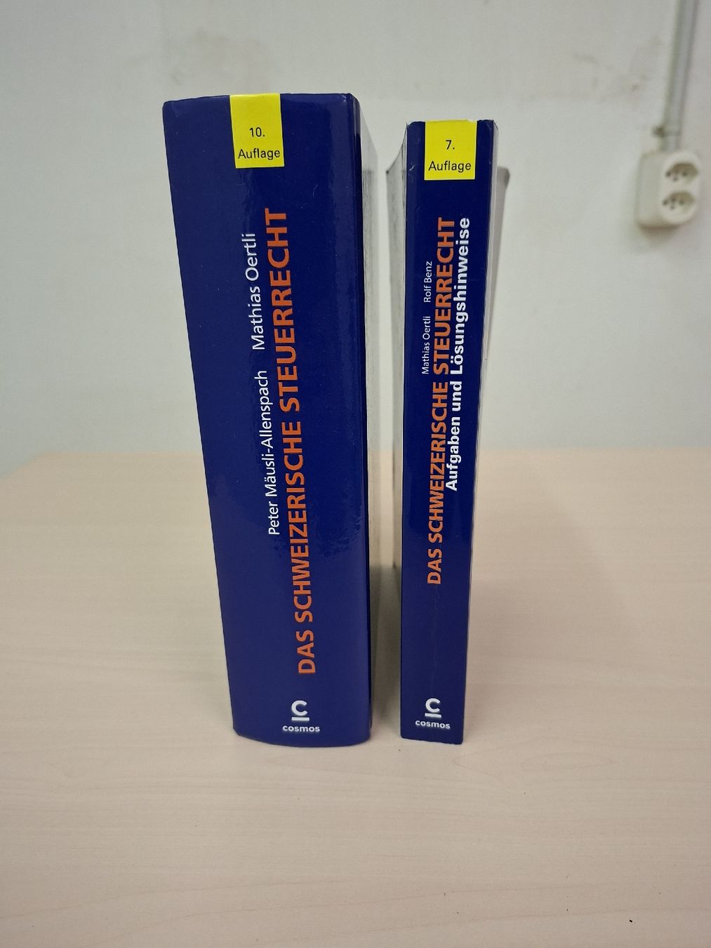 Das Schweizerische Steuerrecht (10. Auflage) (Gebraucht) in Laufenburg für CHF 25 – mit ...