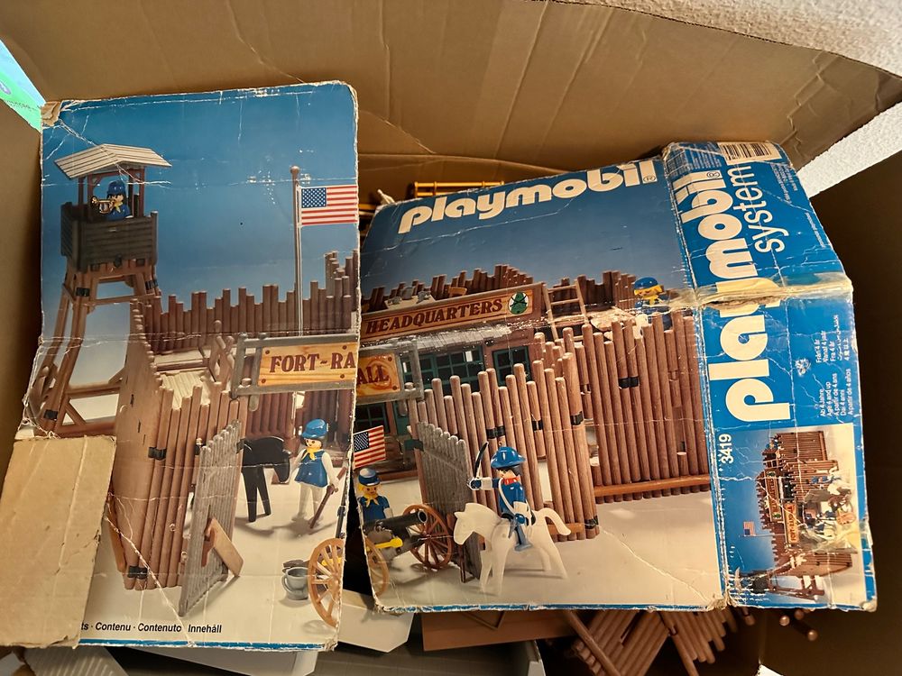 Playmobil-Sammlung Retro + Neues (Gebraucht) in Zürich für CHF 48 – nur ...