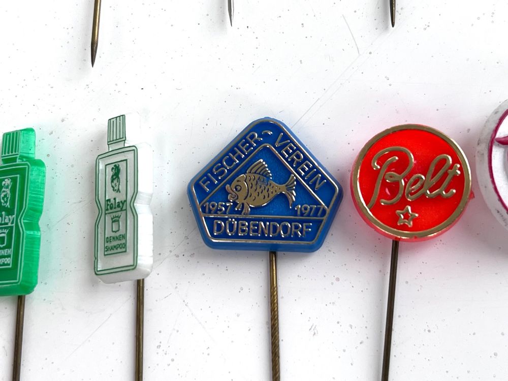 49 seltene Vintage PINS 60er 70er PIN Anstecker Sammlung | Kaufen auf ...