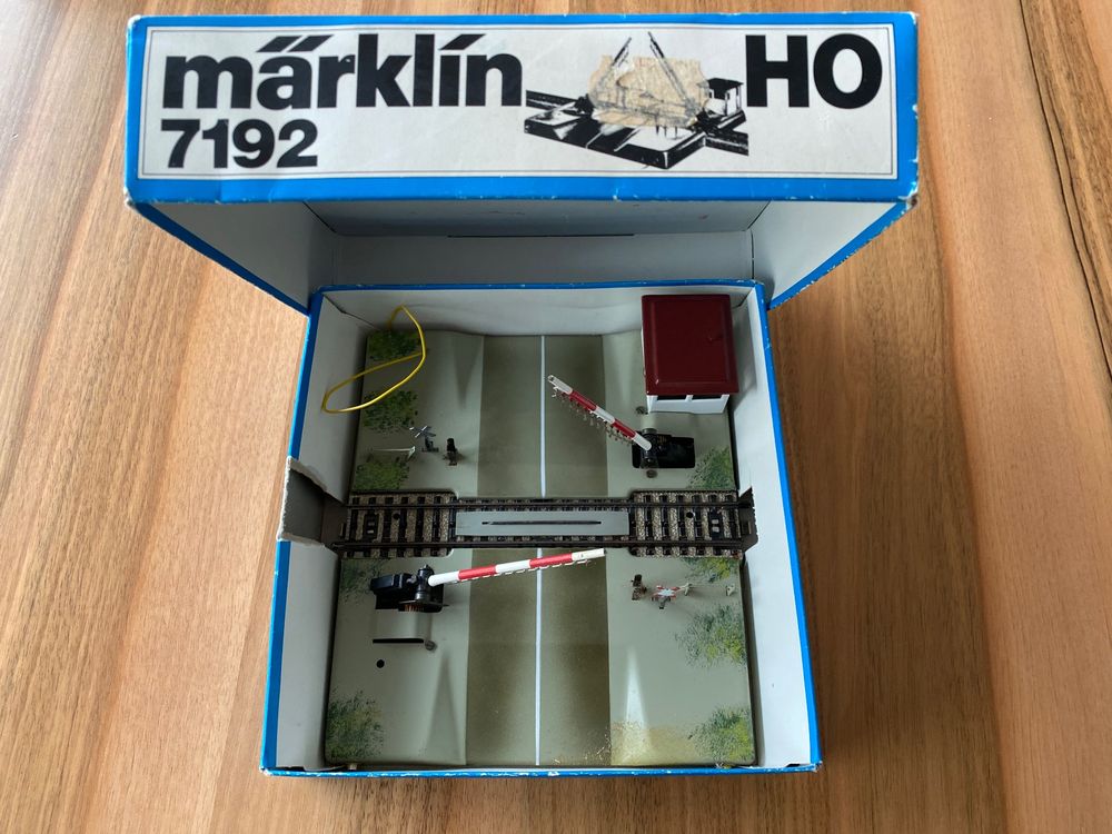 Märklin Bahnübergang- vollautomatisch 7192 (Gebraucht) in Flüelen für ...