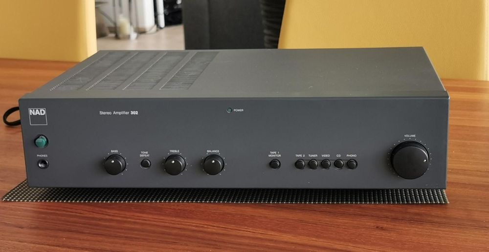 NAD 302 Stereo Integrated Amplifier (Gebraucht) in Mettmenstetten für ...