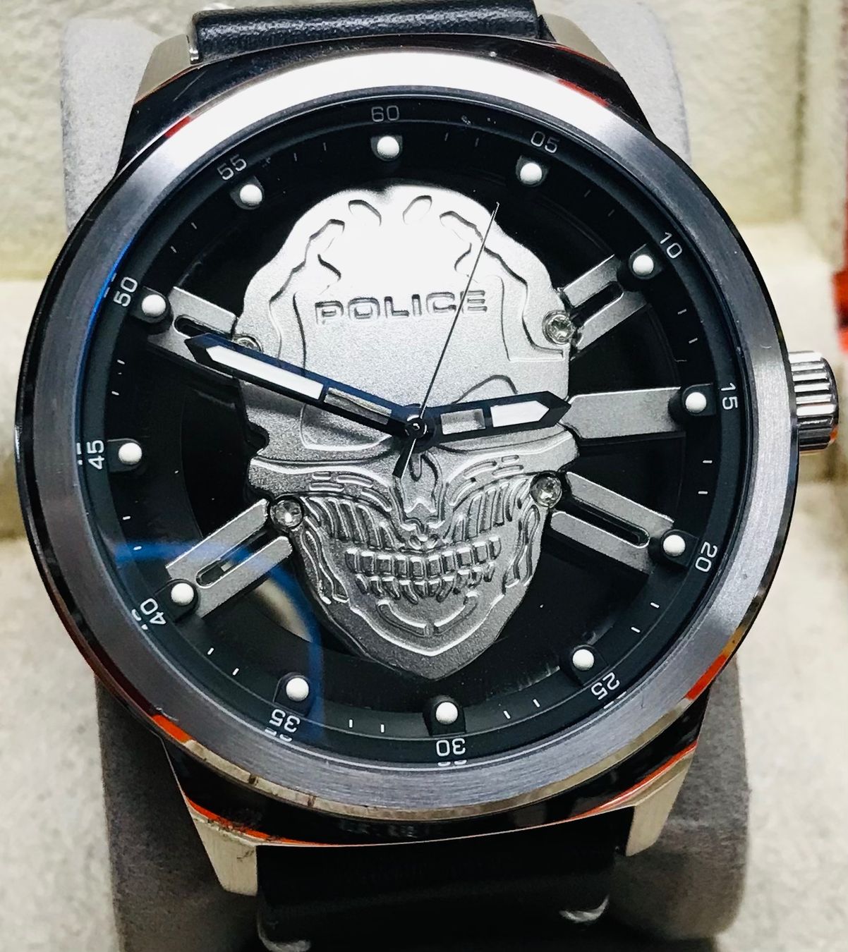 POLICE Limited Edition Herrenuhr 54 mm ( Neupreis: 245 CHF) (Gebraucht ...