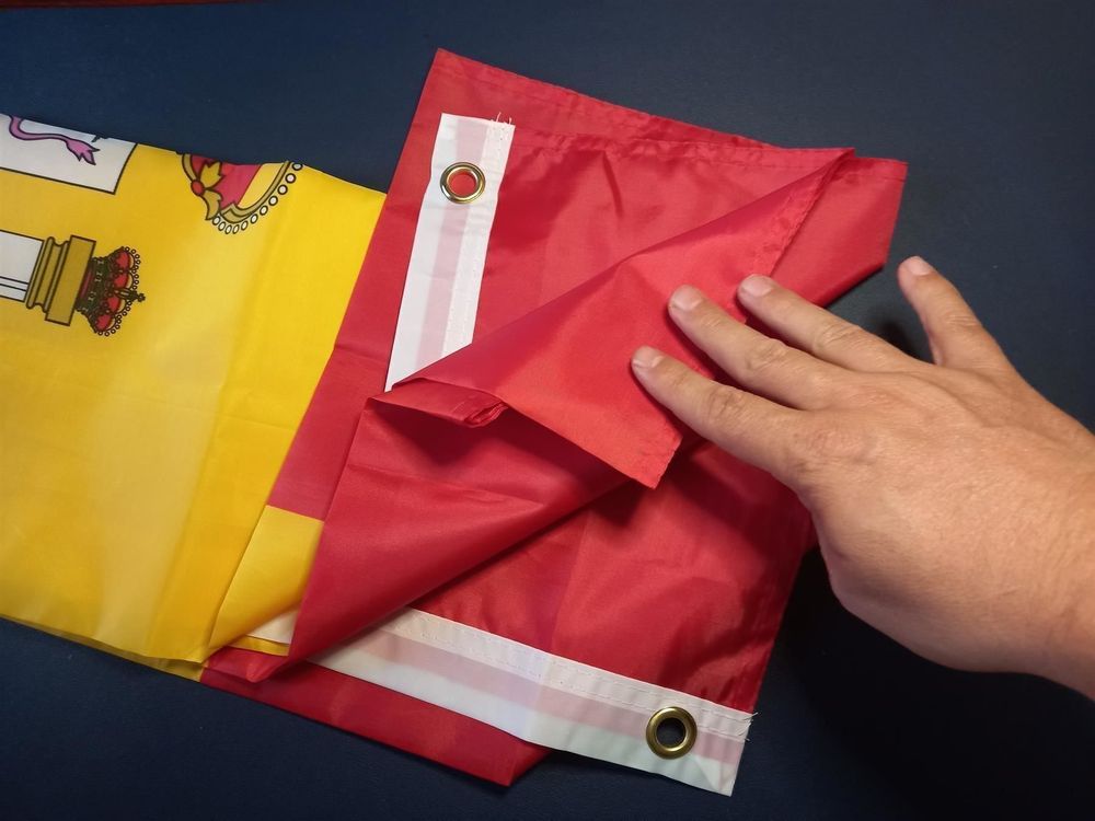 5x Flagge Spanien 150cm / 5 Drapeau Espagne (Neu und originalverpackt) in Lausanne für CHF 26 ...