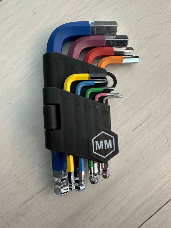 Inbusschlüssel-Set mit Farbcode 1.5-10mm inkl.Versand | Kaufen auf Ricardo