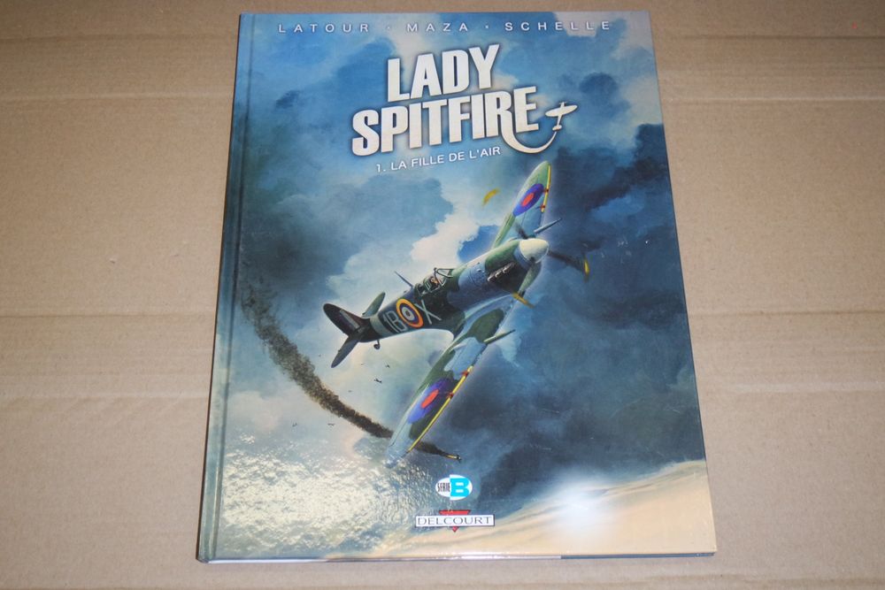 LADY SPITFIRE °°°° LA FILLE DE L'AIR °°°° (D'occasion) à Avenches pour ...