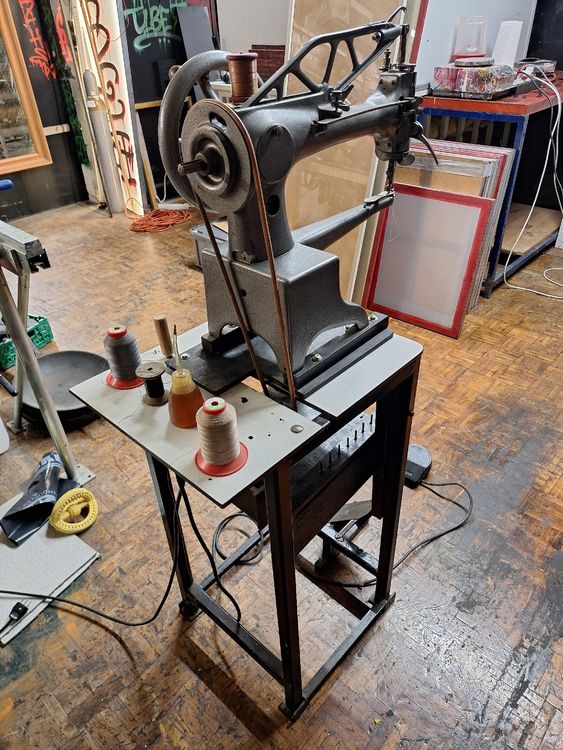 SINGER Leder Industrie Nähmaschine (Gebraucht) in Zürich für CHF 300 ...