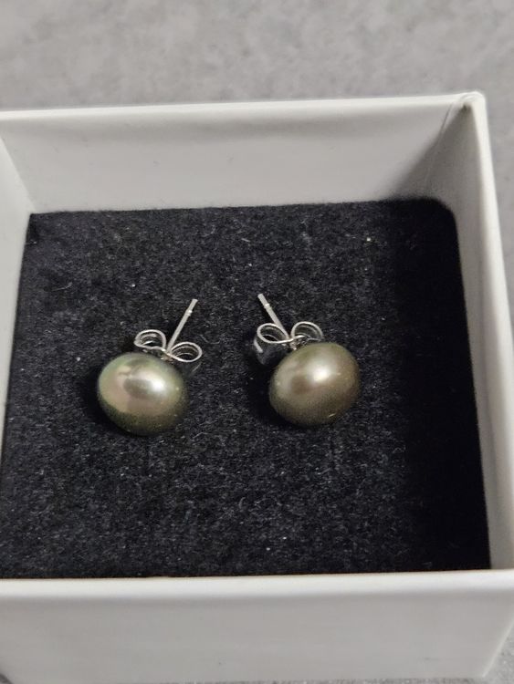 Echte Cultured Pearl Ohrstecker! (Neu und originalverpackt) in Schoenenwerd für CHF 15 – mit ...