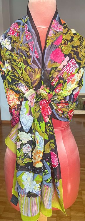 Foulard Fabric Frontline (Neu (gemäss Beschreibung)) in Zürich für CHF ...