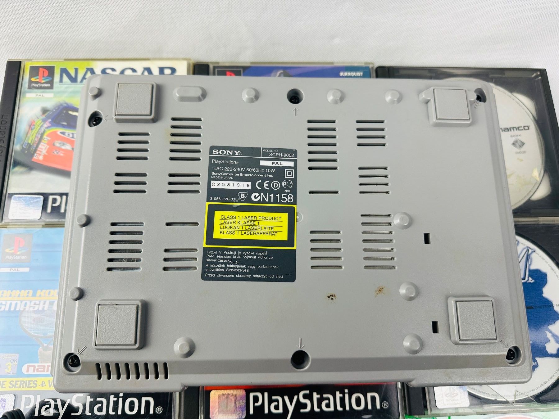 Playstation 1 PS1 Konsole Kontroller Kabel und 12 Spiele (Gebraucht) in ...