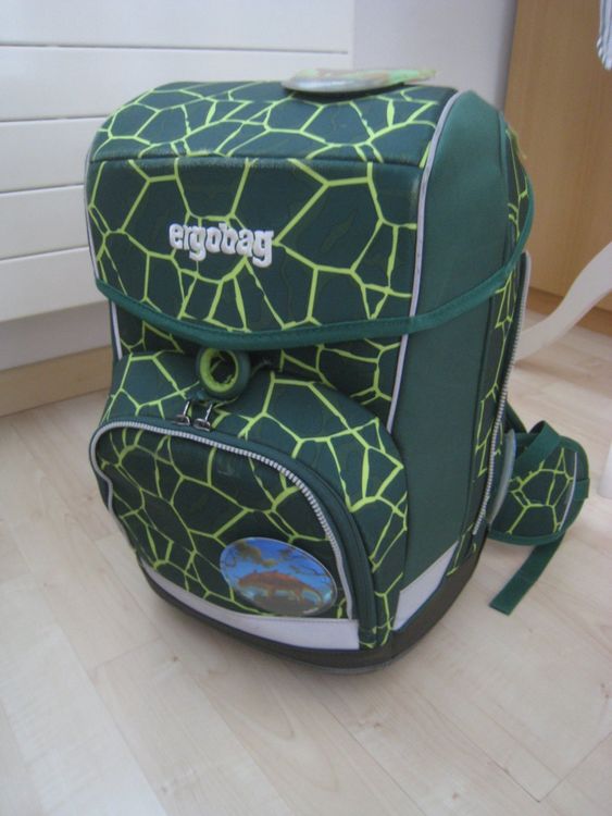 ERGOBAG Schulthek DINOSAURIER grün Schulranzen (Gebraucht) in Dättlikon für CHF 25 – mit ...