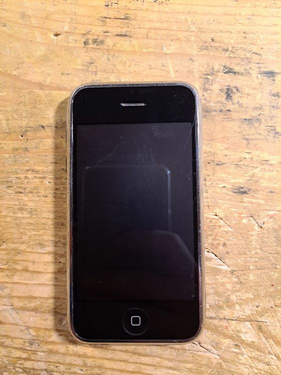 IPhone one (Gebraucht) in Zürich für CHF 100 – mit Lieferung auf ...