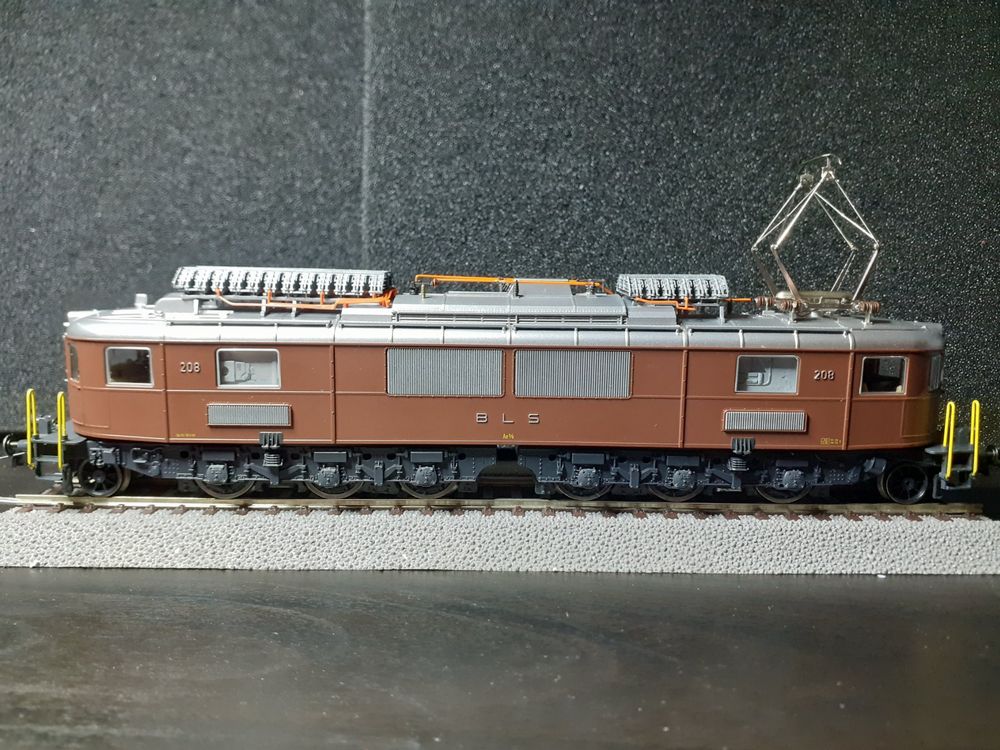 Roco 43710 BLS Ae 6/8 H0 DC Analog (Gebraucht) in für CHF 179 – mit ...