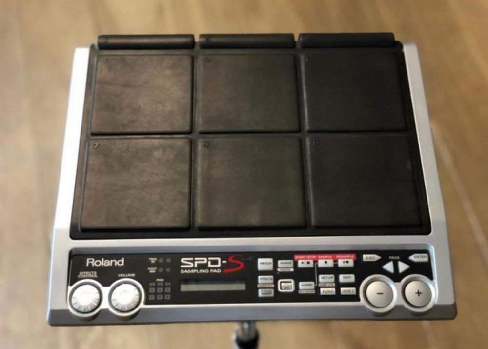 ROLAND SPD-S SAMPLING PAD OCCASION - INKL. STÄNDER (D'occasion) à ...