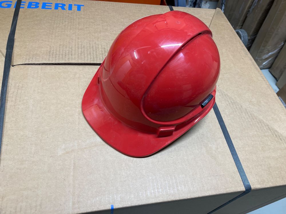 Bauhelm Rot | Kaufen auf Ricardo