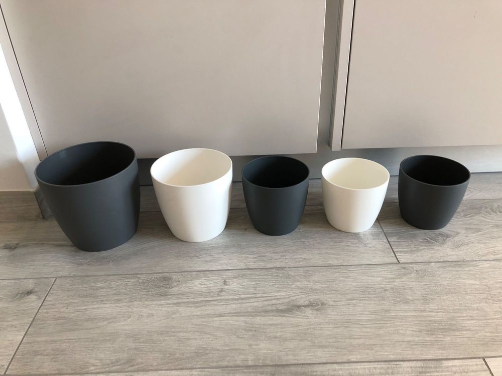 Vendo set 8 vasi per fiori di design elho. | Acheter sur Ricardo