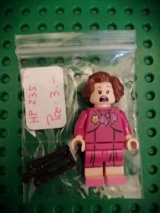 Mini figurine Lego ( Professor Dolores Umbridge ) (Neu (gemäss ...