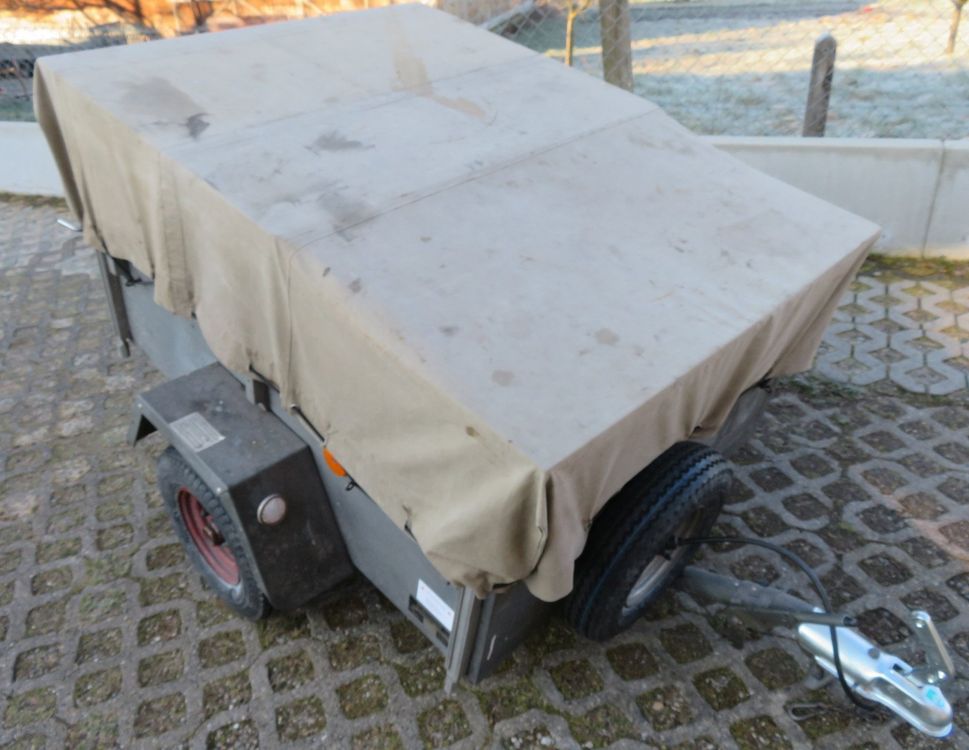 Heinemann Z412 Marktanhänger mit Tisch ab Fr. 50.-- (Gebraucht) in Wichtrach für CHF 50 – nur ...