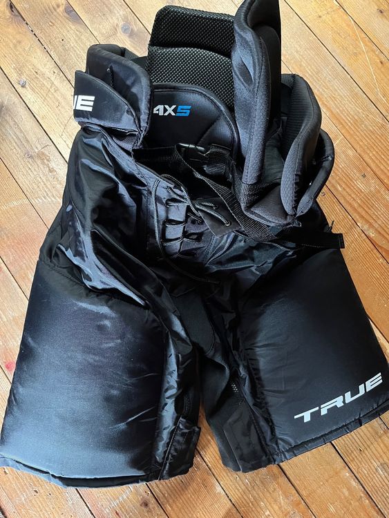 Hockeyhose True AX5 Gr. SR M (Gebraucht) in für CHF 19 – mit Lieferung ...