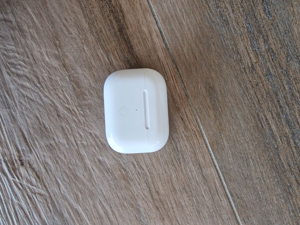 Cyoo Ladeschale für Airpods Pro (Neu und originalverpackt) in Bubikon ...