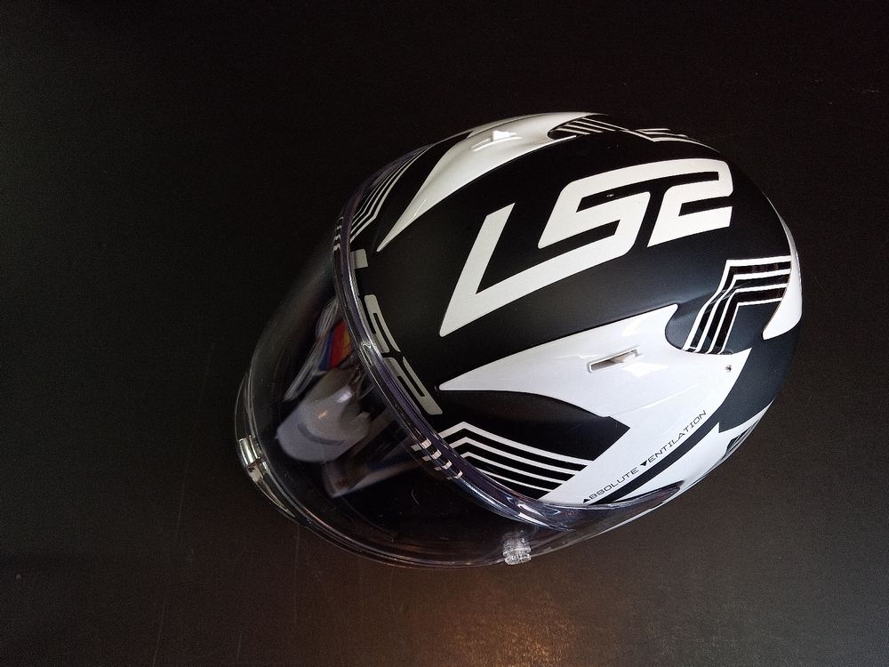 LS2 Arrow R Evo Motorradhelm Grösse XL 61/62 (Gebraucht) in Zofingen ...
