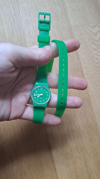 Swatch Armbanduhr grün dünnes doppeltes Band filigran | Kaufen auf Ricardo