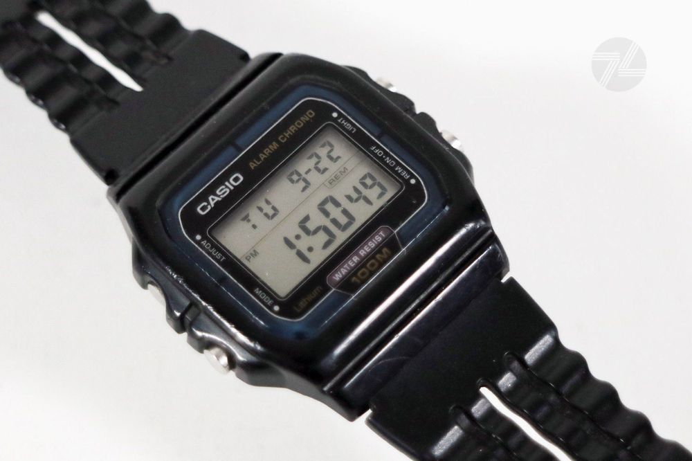 CASIO W-720 Vintage 1990s Digitaluhr LCD | Kaufen auf Ricardo