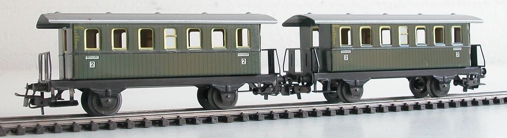 Märklin 2 alte Personenwagen Ci der DB Spur H0 (Gebraucht) in Oberwil BL für CHF 9 – mit ...