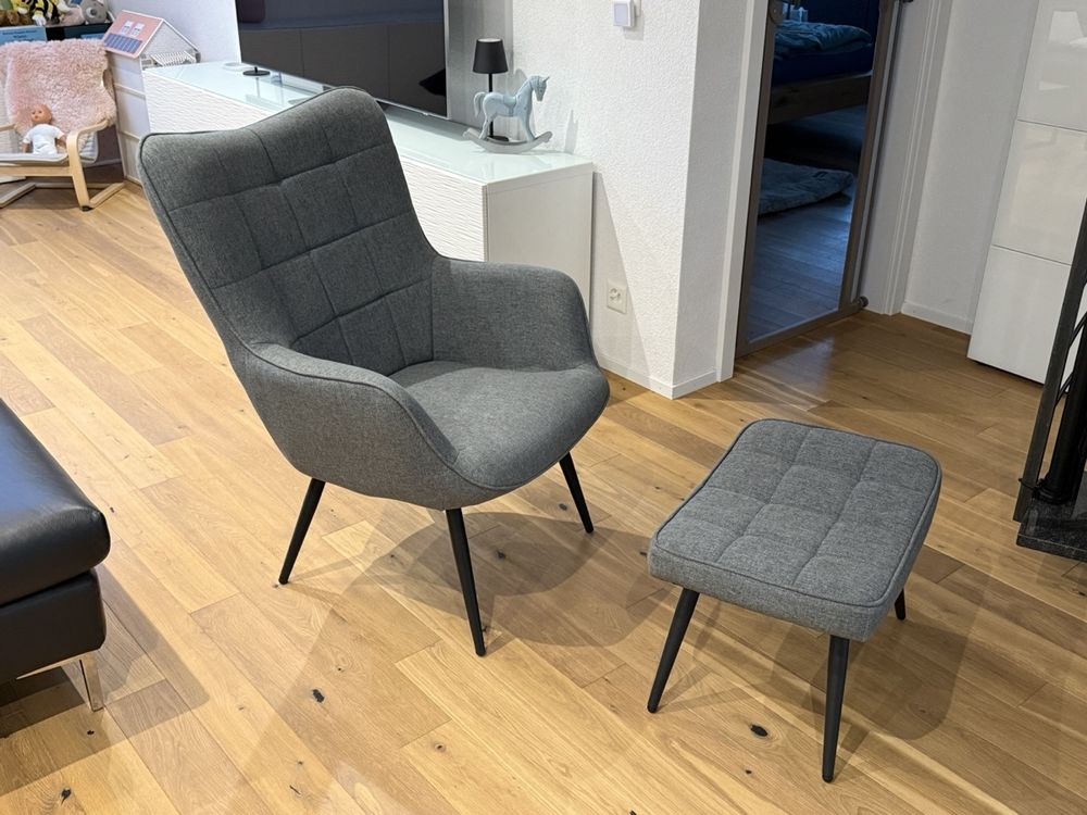 Moderner Sessel mit Hocker, Grau, Top Zustand für Zuhause (Gebraucht ...