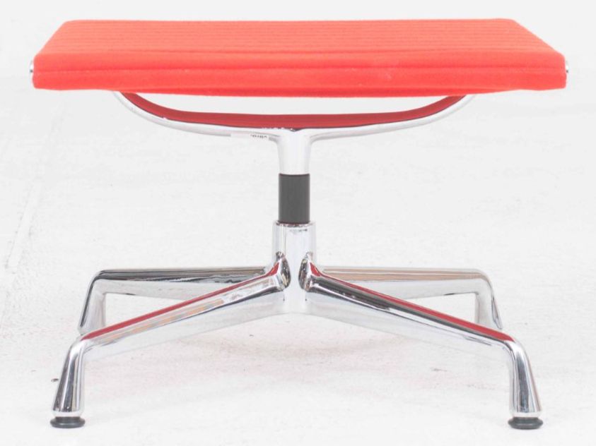 Vitra EA 125 Ottoman / Hocker von Charles & Ray Eames in Rot (Gebraucht ...
