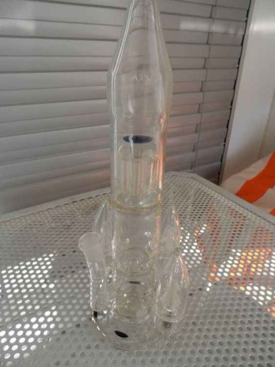 Rare Bong mit Diffusor und 3 kleine Seitenkammern | Kaufen auf Ricardo