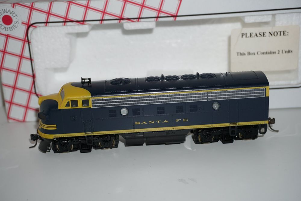 Stewart - Santa Fe Diesellok H0/DC (Gebraucht) in Matten b. Interl für ...