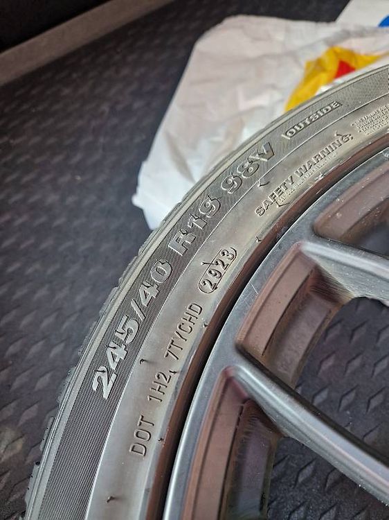 Jaguar F-Type Felgen mit Winterreifen (Gebraucht) in Bioggio für CHF ...